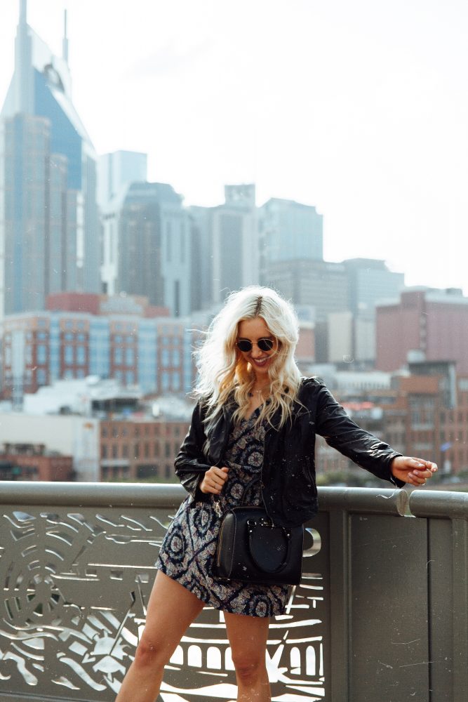How To Style (And Wear!) Fall Outfits Even When It's 90 Degrees - Blush ...